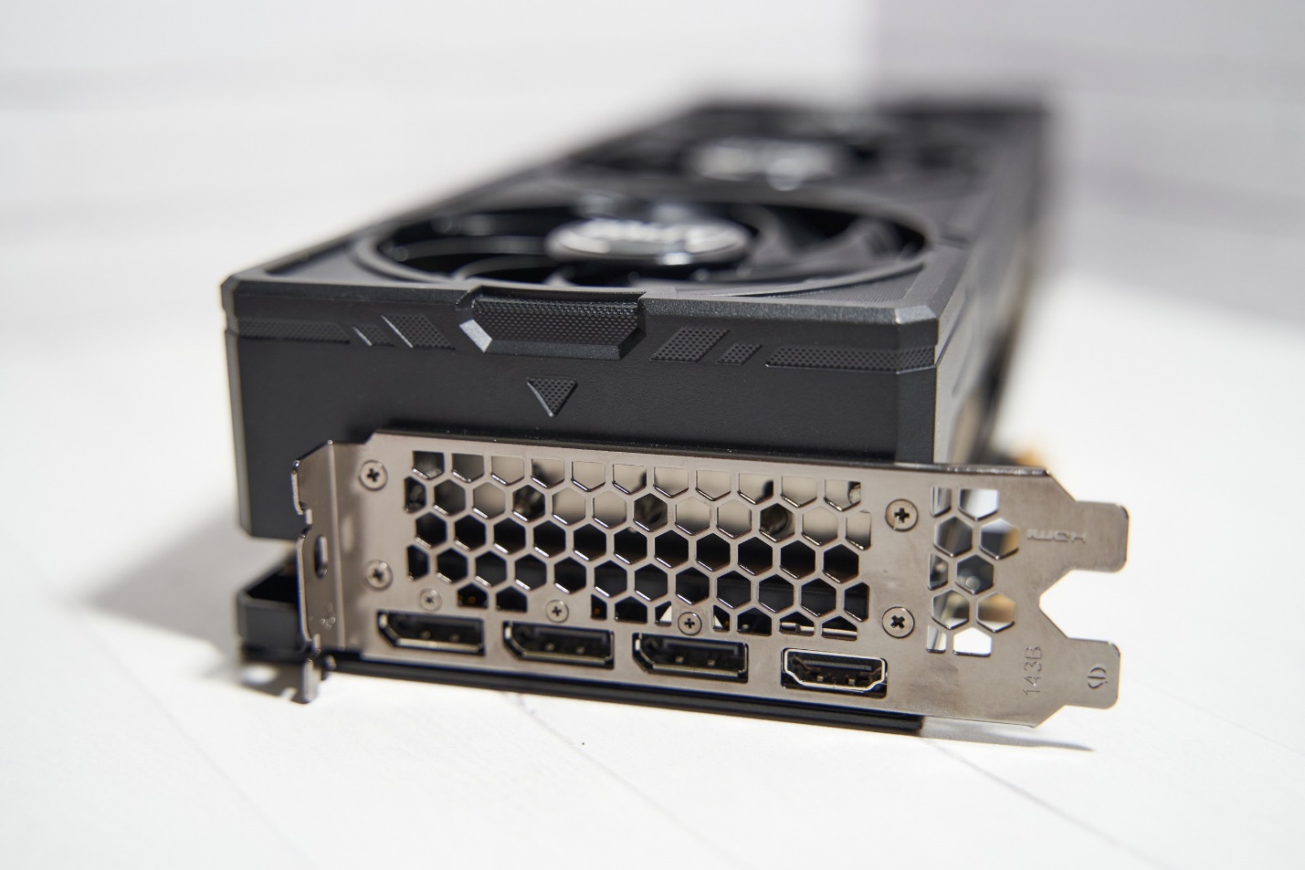 Обзор видеокарты Palit GeForce RTX 4080 SUPER Jetstream – для игры на ...